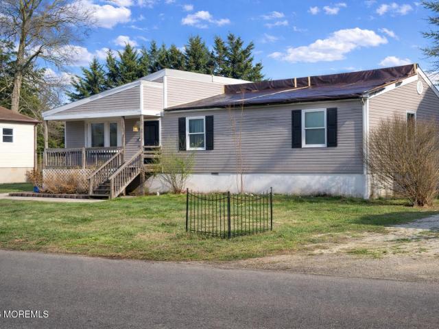 964 Center Street