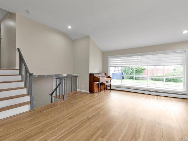 964 Cranford Avenue