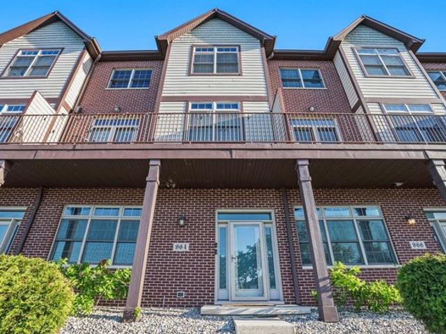964 Fountain Pl, Schererville, IN 46375