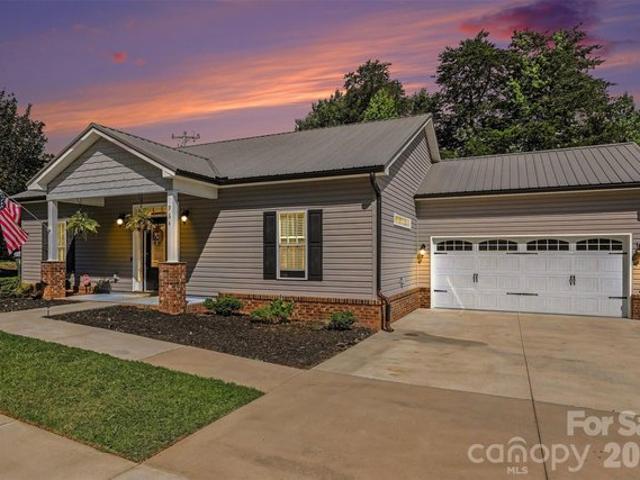 964 Mathis Ave, Salisbury, NC 28146
