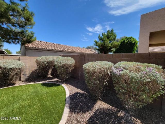 964 w fairway drive n