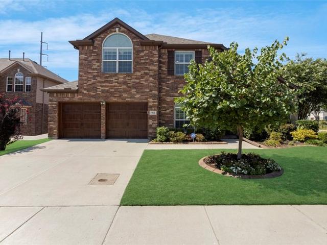 964 Wellington Dr, Lewisville, TX 75067