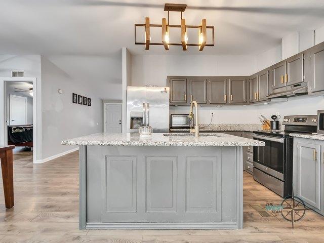 9654 Creek Vista Ln, Willis, TX 77378