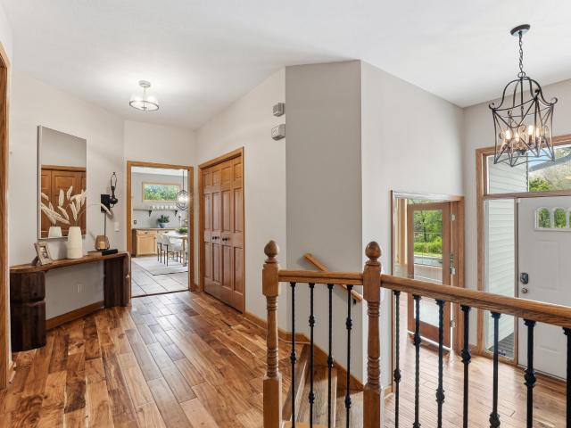 9655 Barton Trail