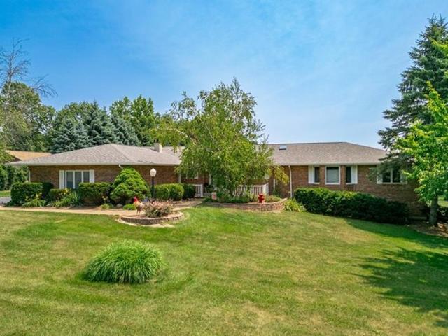 9655 Ramblin Ridge Rd, Belvidere, IL 61008
