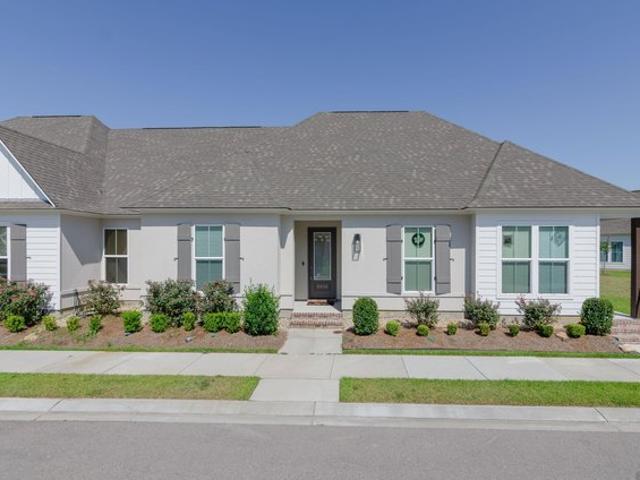 9658 Creekview Dr, Baton Rouge, LA 70836
