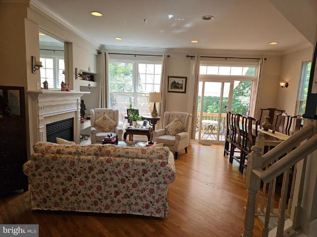 9659 Athens Place