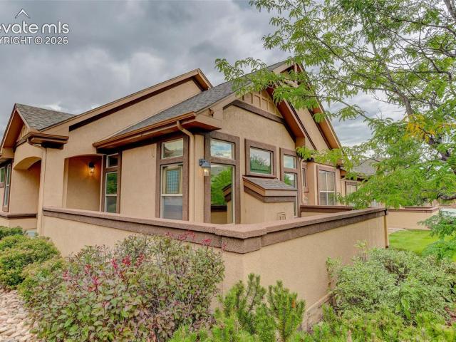9659 Carriage Creek Point