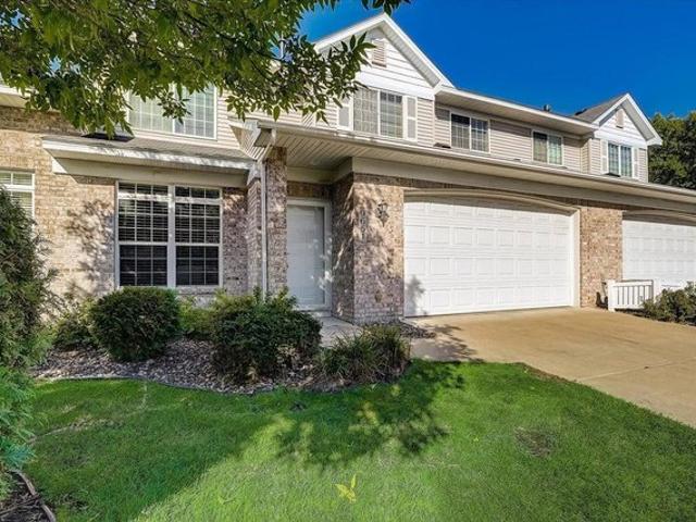 9651 Belmont Ln, Eden Prairie, MN 55347