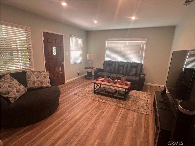 9652 Rincon Ave, Pacoima, CA 91331