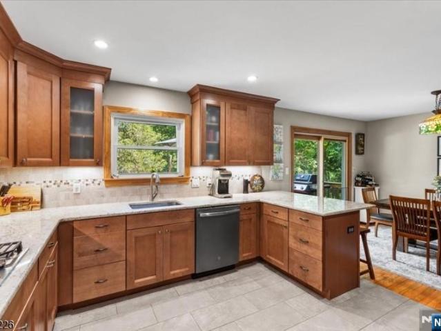 965 Edgewood Drive