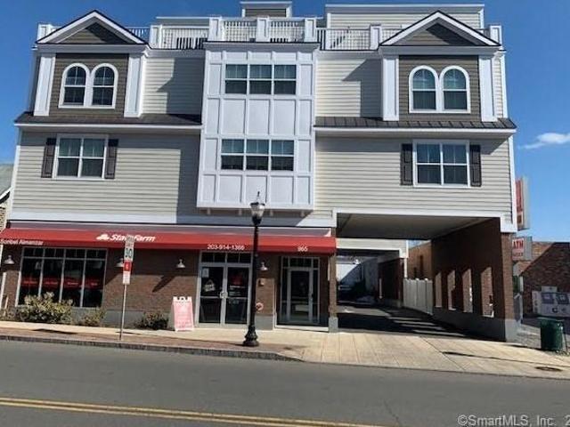 965 Hope St #305 Stamford, CT 06907