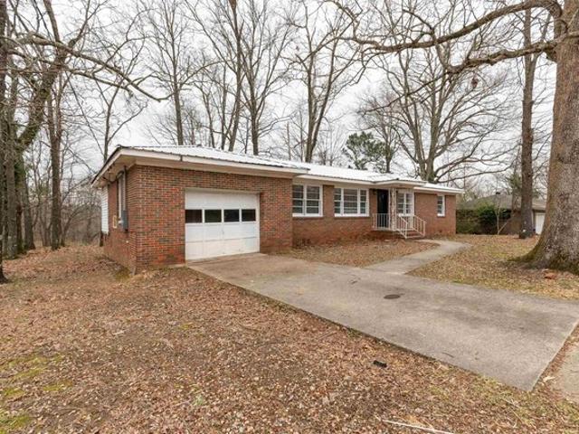 965 Hickory Cir, Birmingham, AL 35215