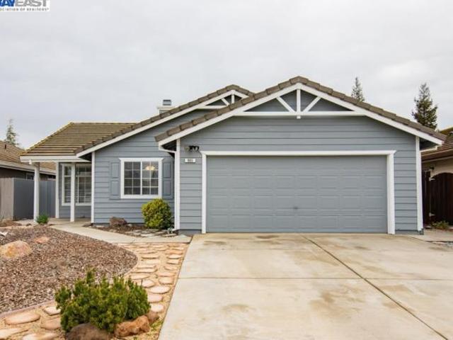 965 Orchard Dr, Dixon, CA 95620