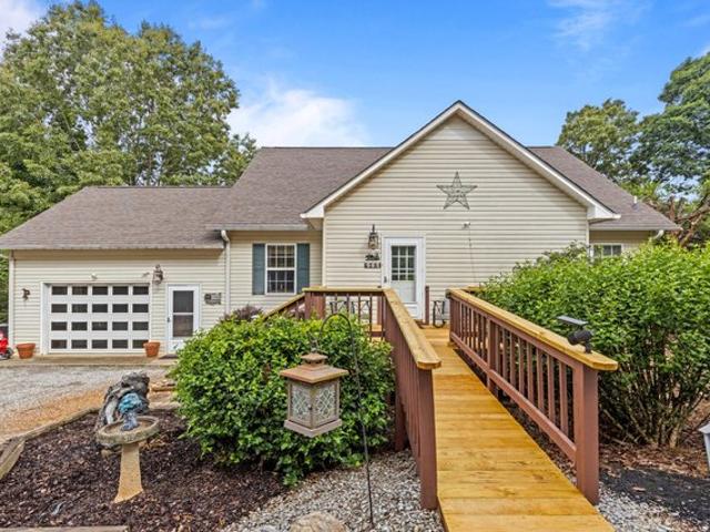 965 Lakewood Village Rd, Spring City, TN 37381