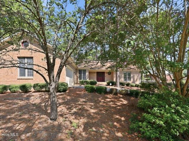 965 Monticello Dr, Pinehurst, NC 28374