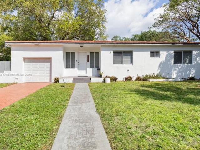 965 NE 130th St, North Miami, FL 33161
