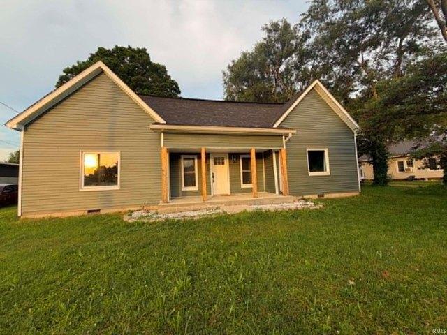 965 S 9th St, Mitchell, IN 47446