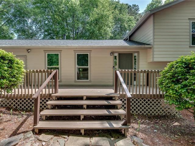9665 Pine Thicket Way