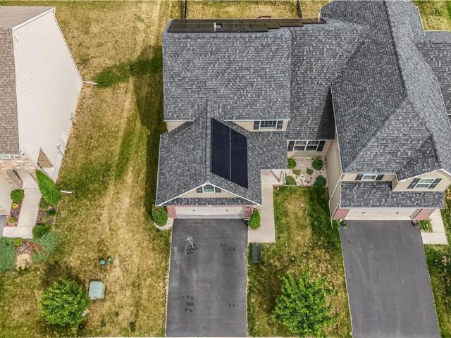 9667 Crescent Lane