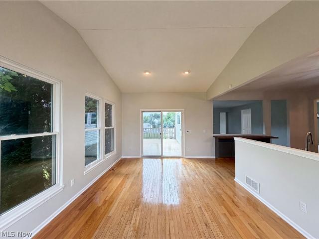 9660 Kingston Trail