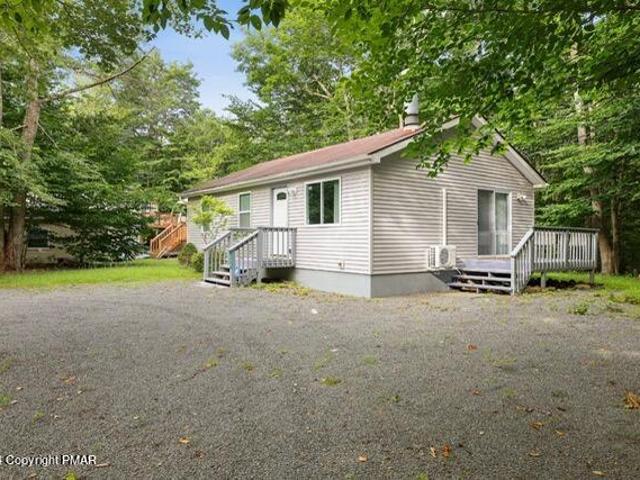 9660 Stony Hollow Dr, Tobyhanna, PA 18466 | MLS #PM 136471