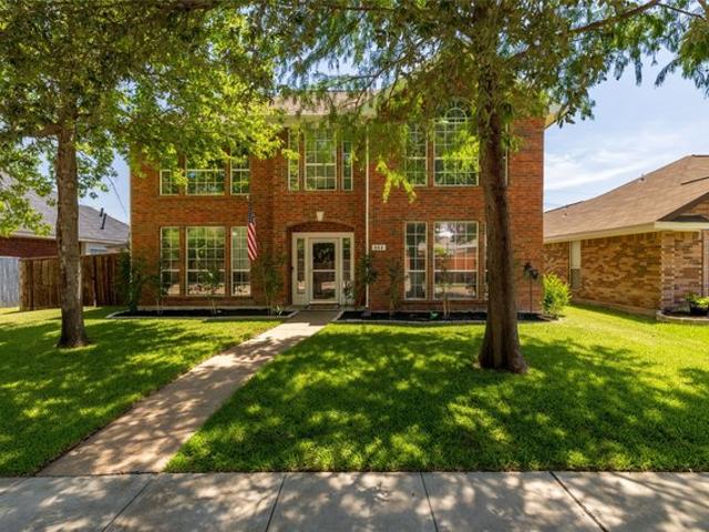 966 Cassion Dr, Lewisville, TX 75067