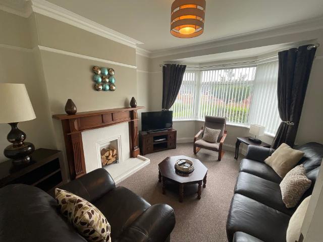 966 Crumlin Road, Belfast, BT14 8FG