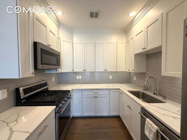 966 Hyde Park Ave 202, Boston, MA