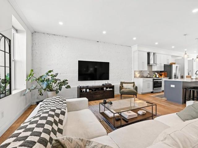 966 Summit Ave Apt 1, Jersey City, NJ 07307