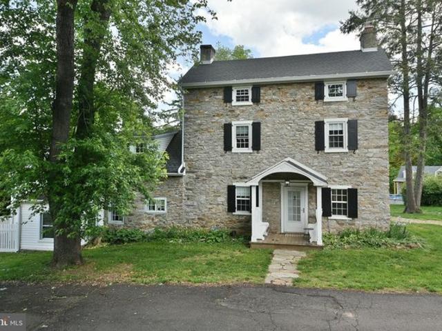 966 Paige Ct, Feasterville Trevose, PA 19053
