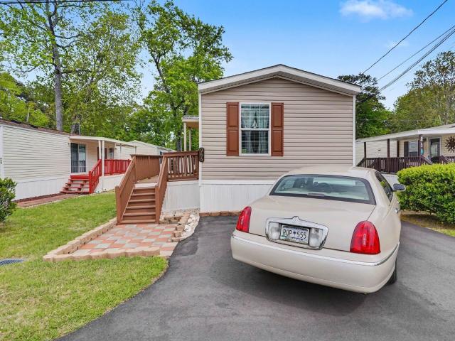 966 Periwinkle Pl