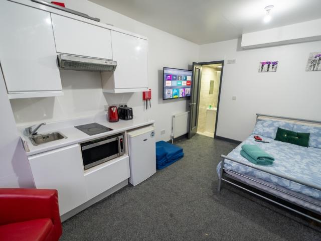 966 PERSHORE ROAD STUDIO 1