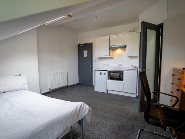 966 PERSHORE ROAD STUDIO 6