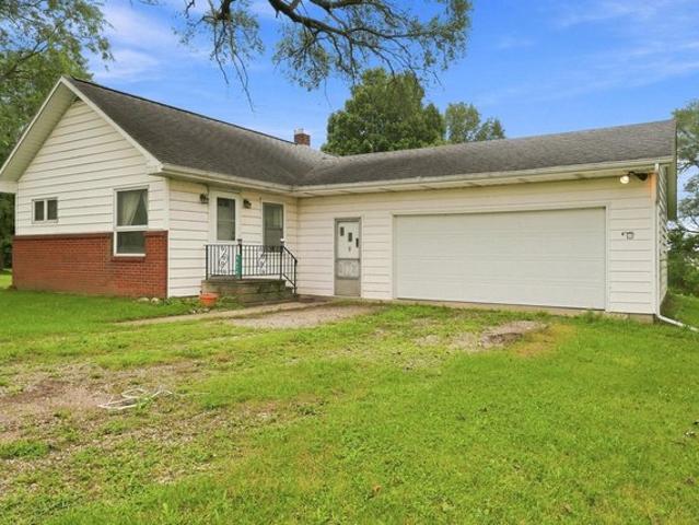 9674 E 150 Rd S, Pierceton, IN 46562