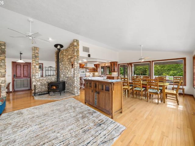 9675 scenic view dr