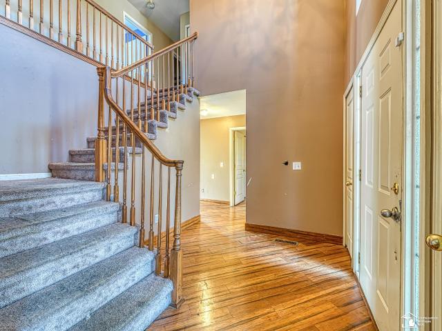 9676 Landsdowne Lane