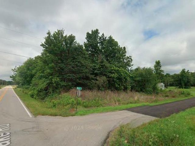 9676 Pecan Ln, Athens, AL 35611