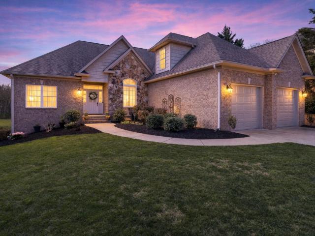 9676 Pecan Springs Cir, Chattanooga, TN 37421 | MLS #1531 | Compass