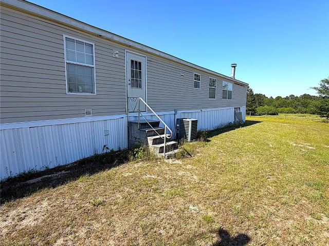 9678 E State Highway 7 E