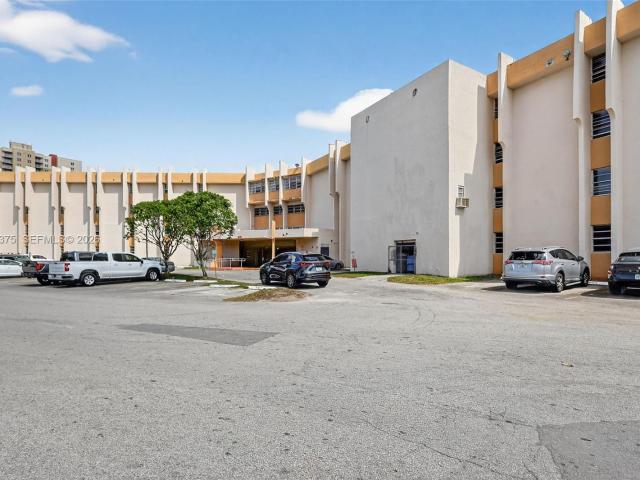9678 Fontainebleau Blvd, Unit 411, Miami, FL 33172 | MLS #A11971