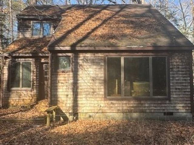 9679 Bridges Bend Rd, Gloucester, VA 23061