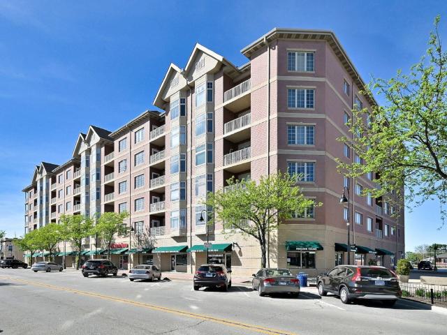 9670 franklin avenue # 213