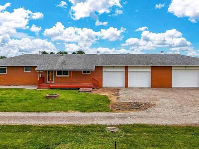 9672 Schoolhouse Rd NW, Canal Winchester, OH 43110