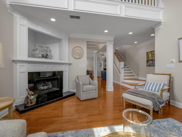 967 Star Shoot Parkway