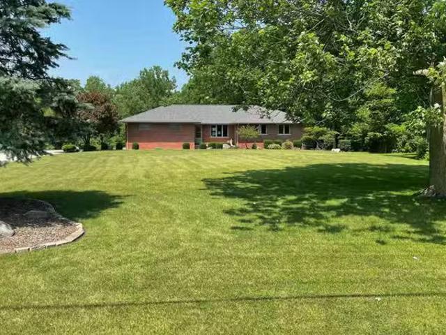 9684 ARNOLD RD, IRA, MI 48023 Single Family Residence For Sale.