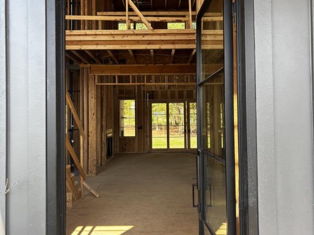 9684 Tiburon Dr