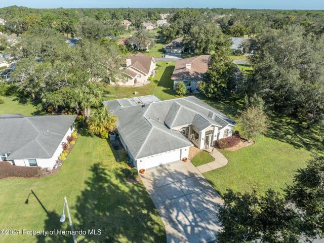 9685 Southern Belle Dr, Weeki Wachee, FL 34613 | MLS #HC2241