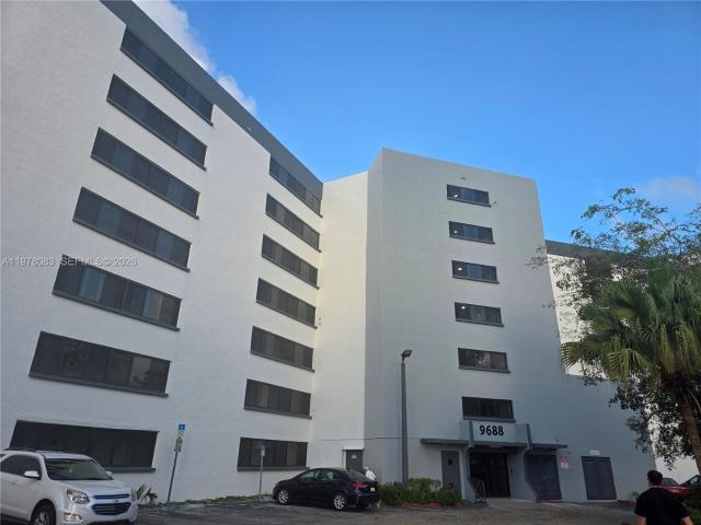 9688 Fontainebleau Blvd, Unit 307, Miami, FL 33172 | MLS #A11978 | Compass