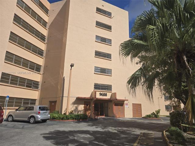 9688 Fontainebleau Blvd, Unit 409, Miami, FL 33172 | MLS #A11970 | Compass
